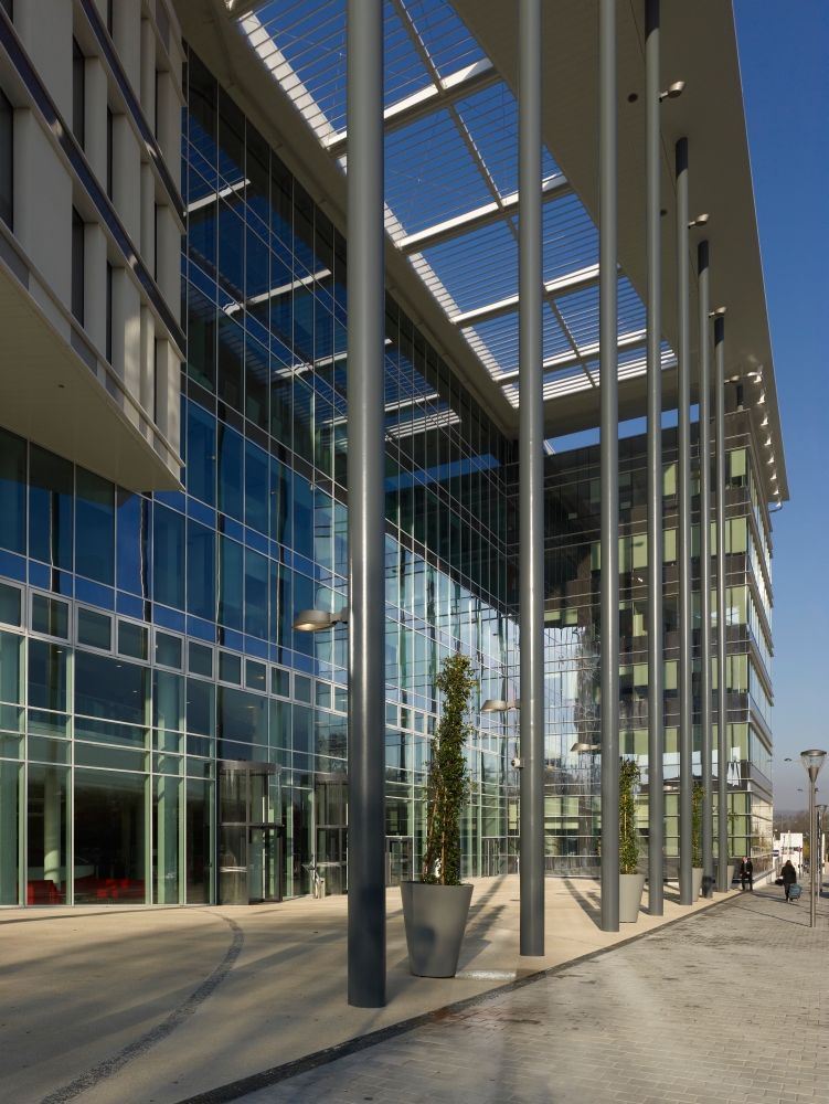 Lavinia wall mounted 617x333mm light - iGuzzini